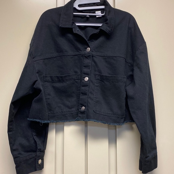 Divided | Jackets & Coats | Womens Black Cropped Denim Jacket Divided ...